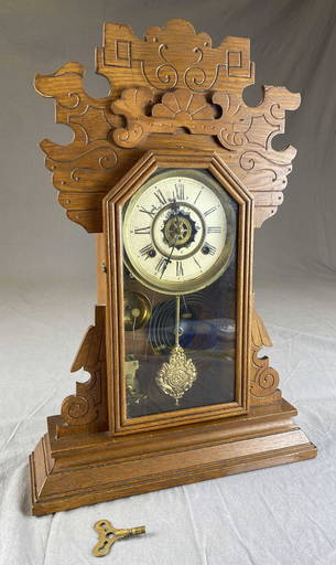 Waterbury Oak Gingerbread Mantle Clock C. 1880