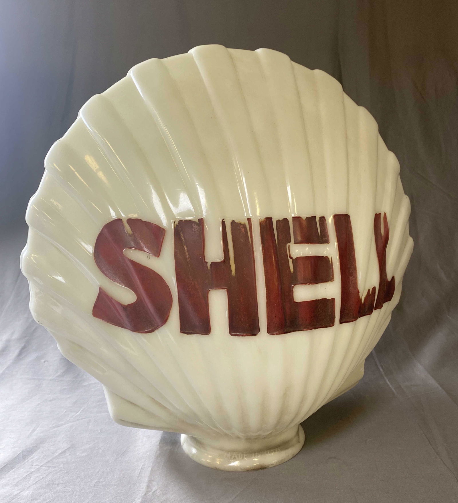 Shell Milk Glass Gas Pump Globe