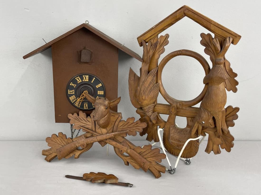 Hunter Motif Cuckoo Clock Restoration Project Auction