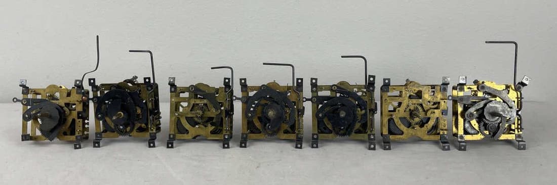 7 Schmeckenbecher Regula 25 Cuckoo Clock Movements Auction