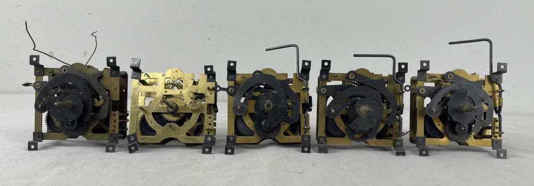 5 Schmeckenbecher Regula 25 Cuckoo Clock Movements Auction