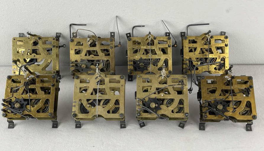 8 Cuckoo Clock Mfg. Co. Cuckoo Clock Movements