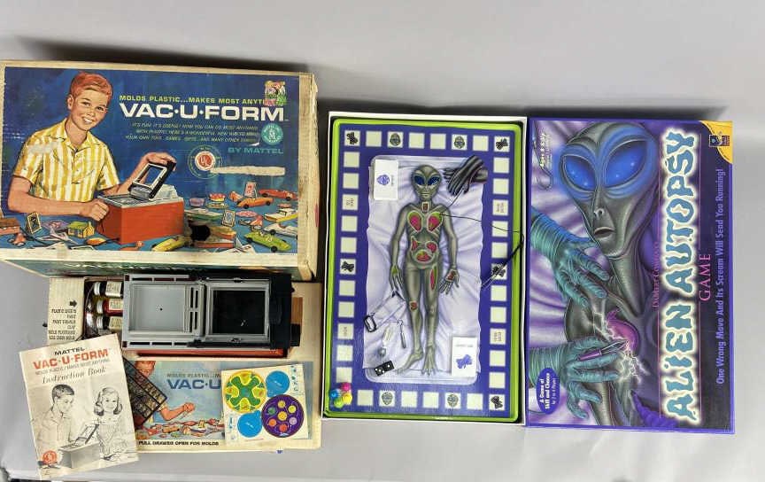 Vac-u-form And Alien Autopsy Game Auction