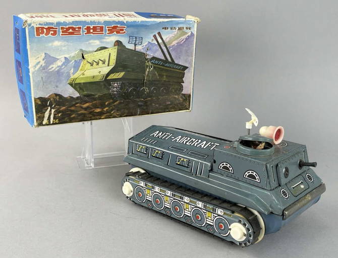 Tin Litho Gyro Action Anti Aircraft Tank Toy Box