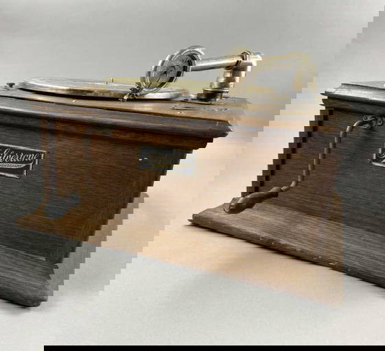 Silvertone Phonograph Hand Crank