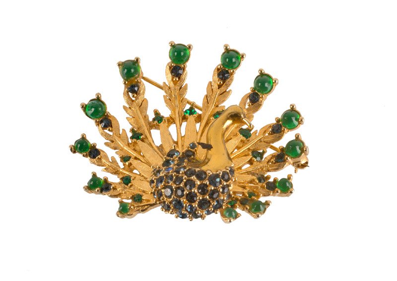 Boucher peacock brooch store