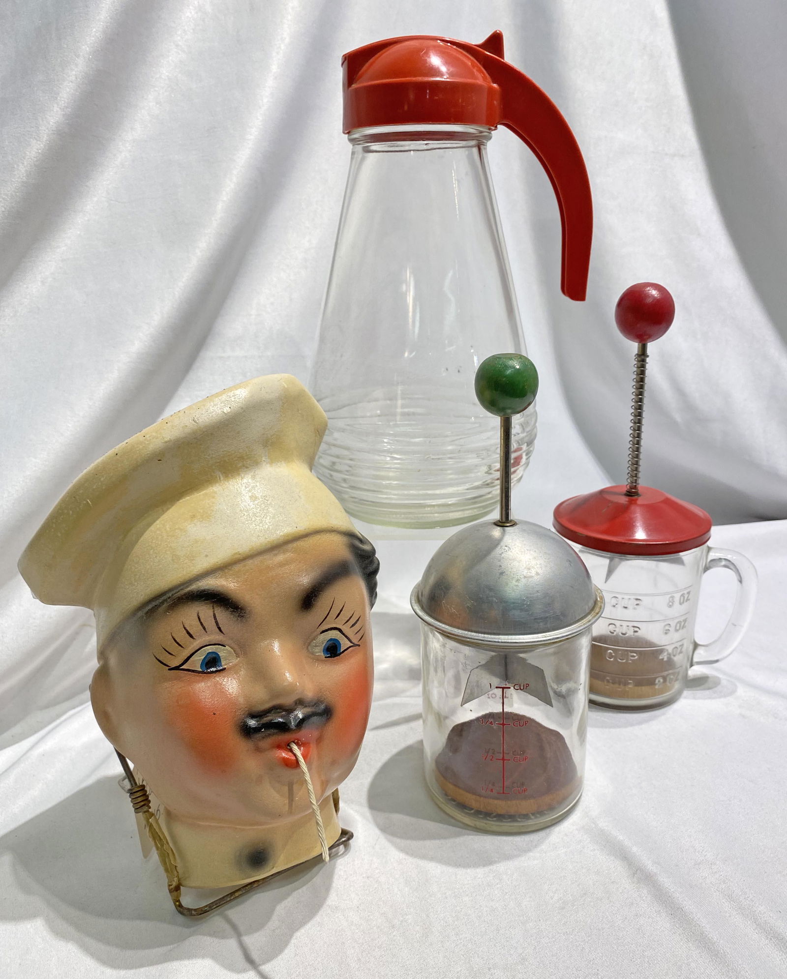 Vintage Mid Century Kitchen String Holder Choppers