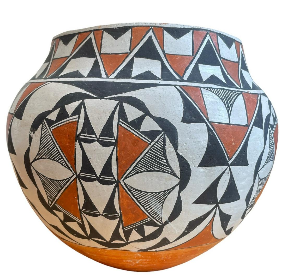 Native American Acoma Pottery Vessel, Rachel Concho, Santana Auction