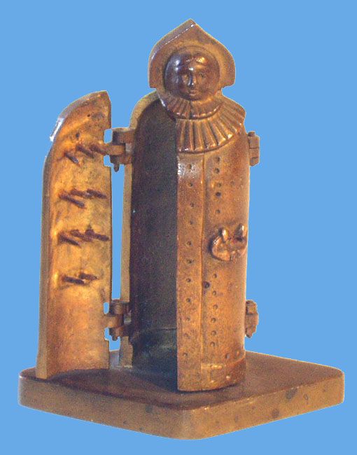 122: IRON MAIDEN MINIATURE TORTURE DEVICE