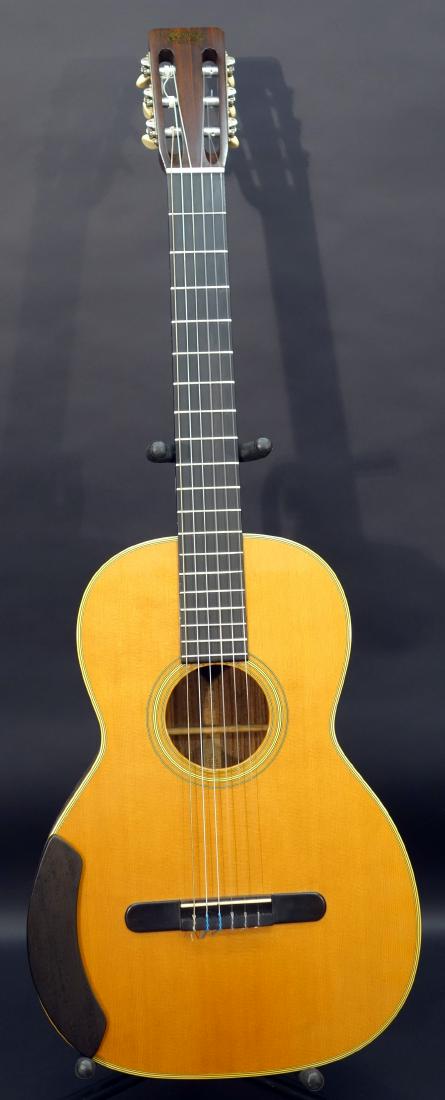 MARTIN PARLOR GUITAR