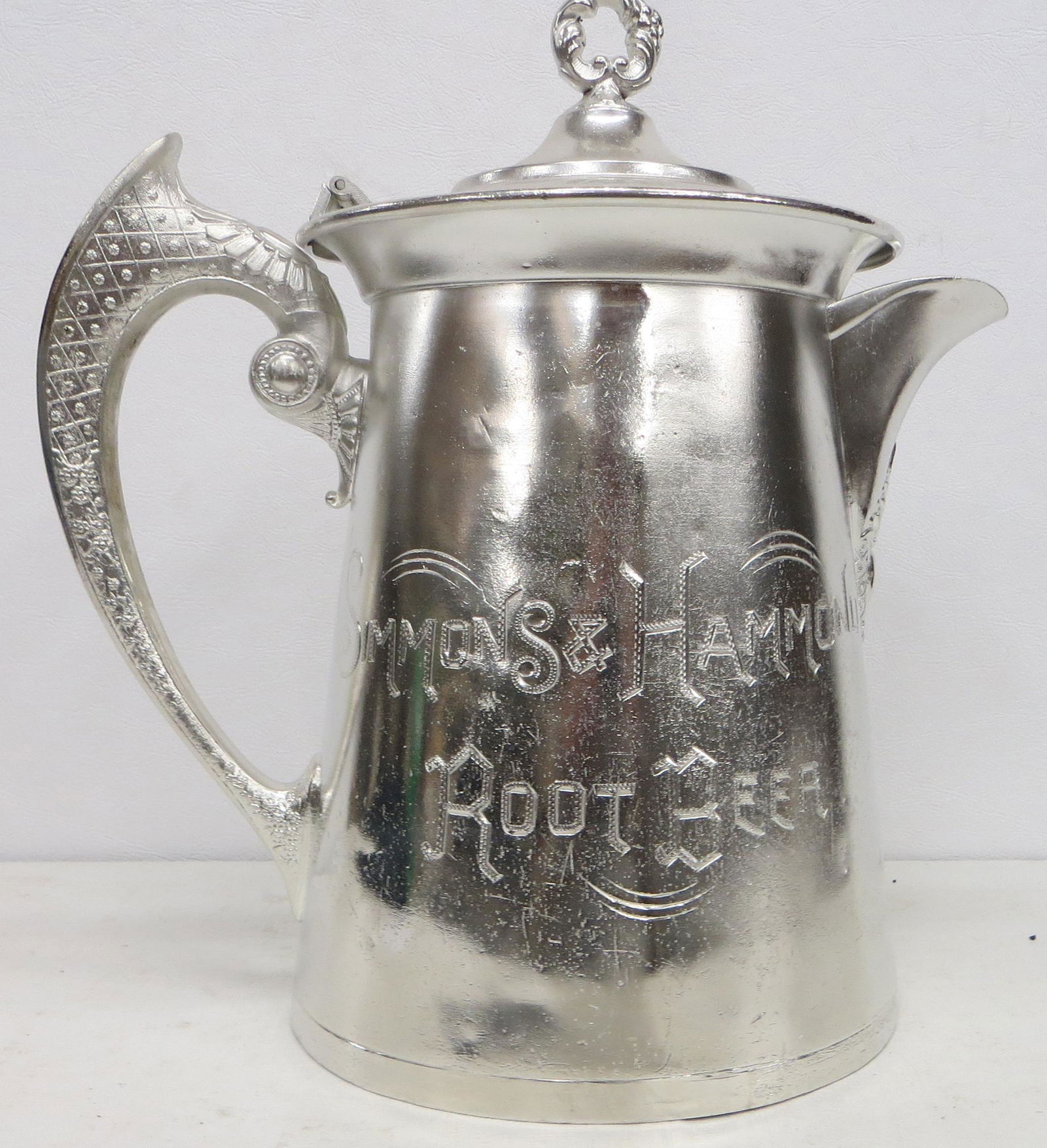 ROOT BEER PITCHER - May 21, 2020 | Richard Opfer Auctioneering, Inc. in MD