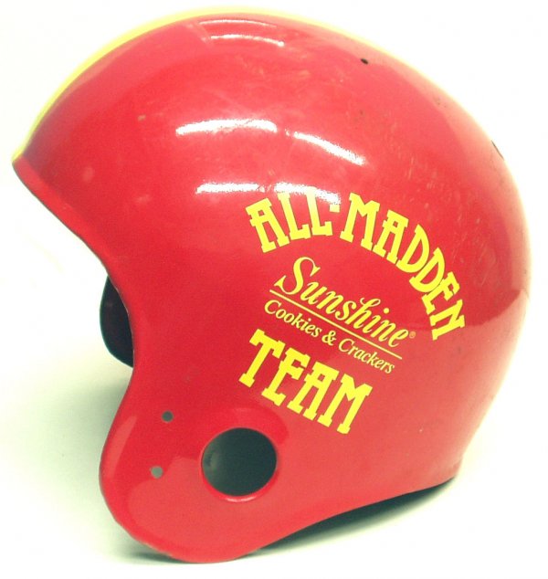 11: SUNSHINE BAKERY FOOTBALL HELMET DISPLAY - Mar 20, 2010 | Richard ...