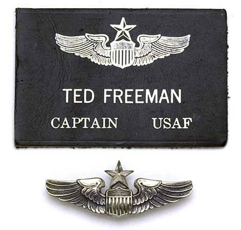 Usaf Senior Pilot Wings & Leather Name Tag