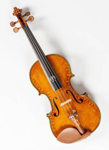 Song Chung Carved Violin
