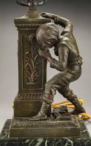 Juan Terville Figural Lamp