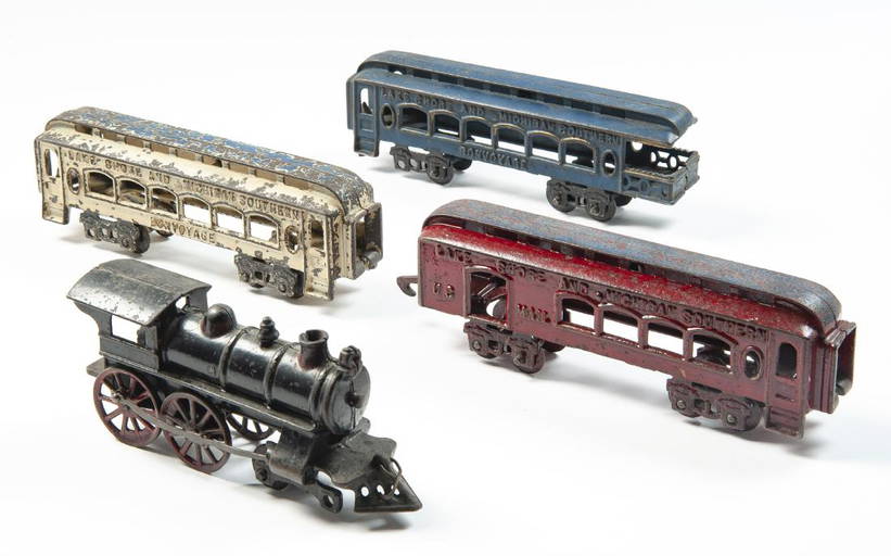 4 Kenton Cast Iron Train Cars Incl Loco