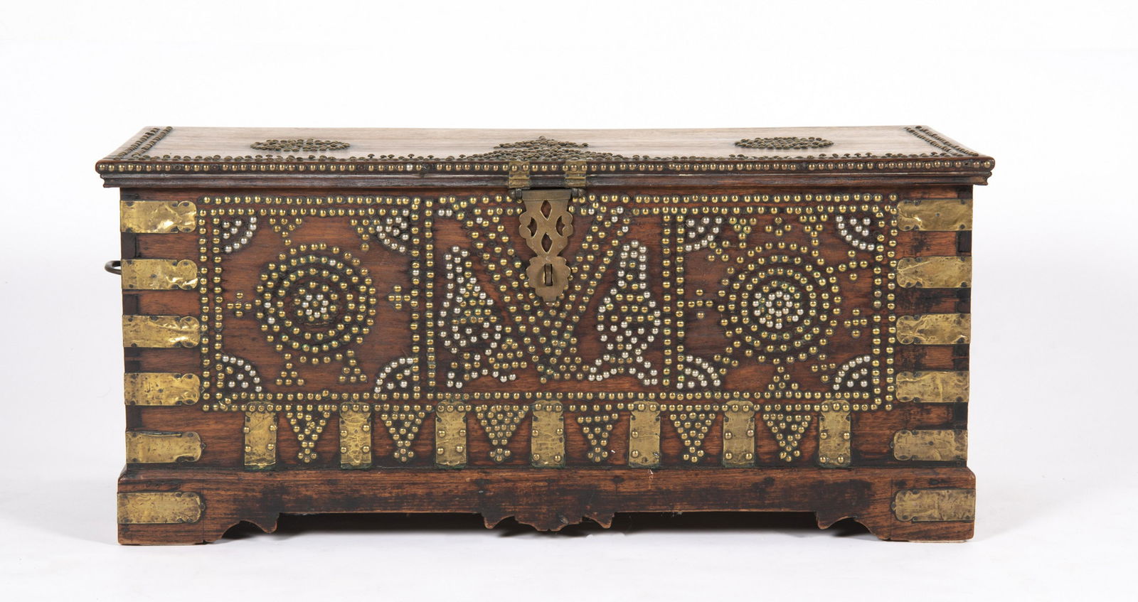 Kuwaiti Chest