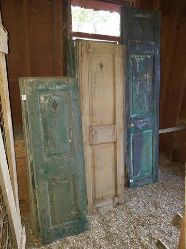 15 Diamond Cut Shutters