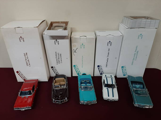 5 Die Cast Cars