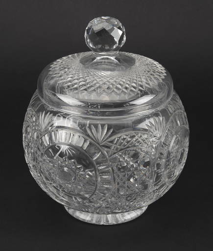 Cavan Ireland Cut Glass Lidded Bowl