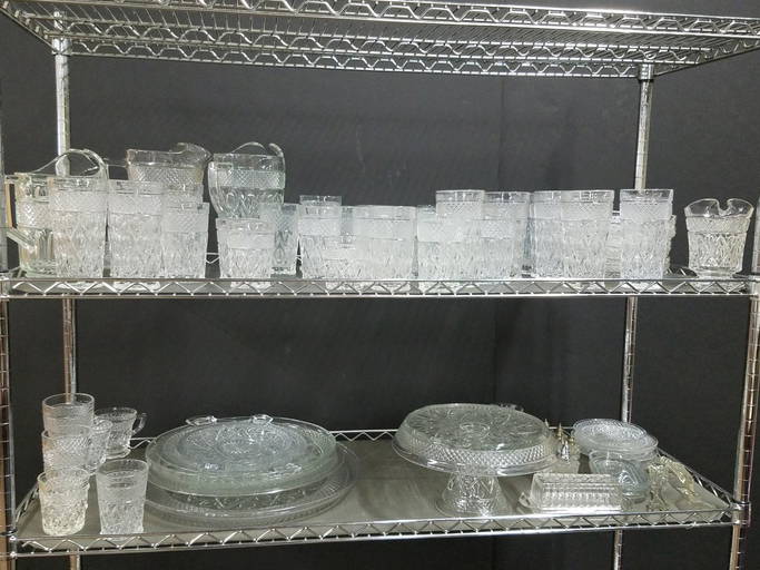 80 Pcs Heisey Cape Cod Dinnerware