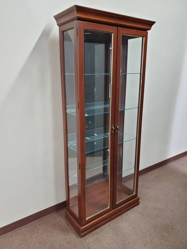 Philip Reinisch Curio