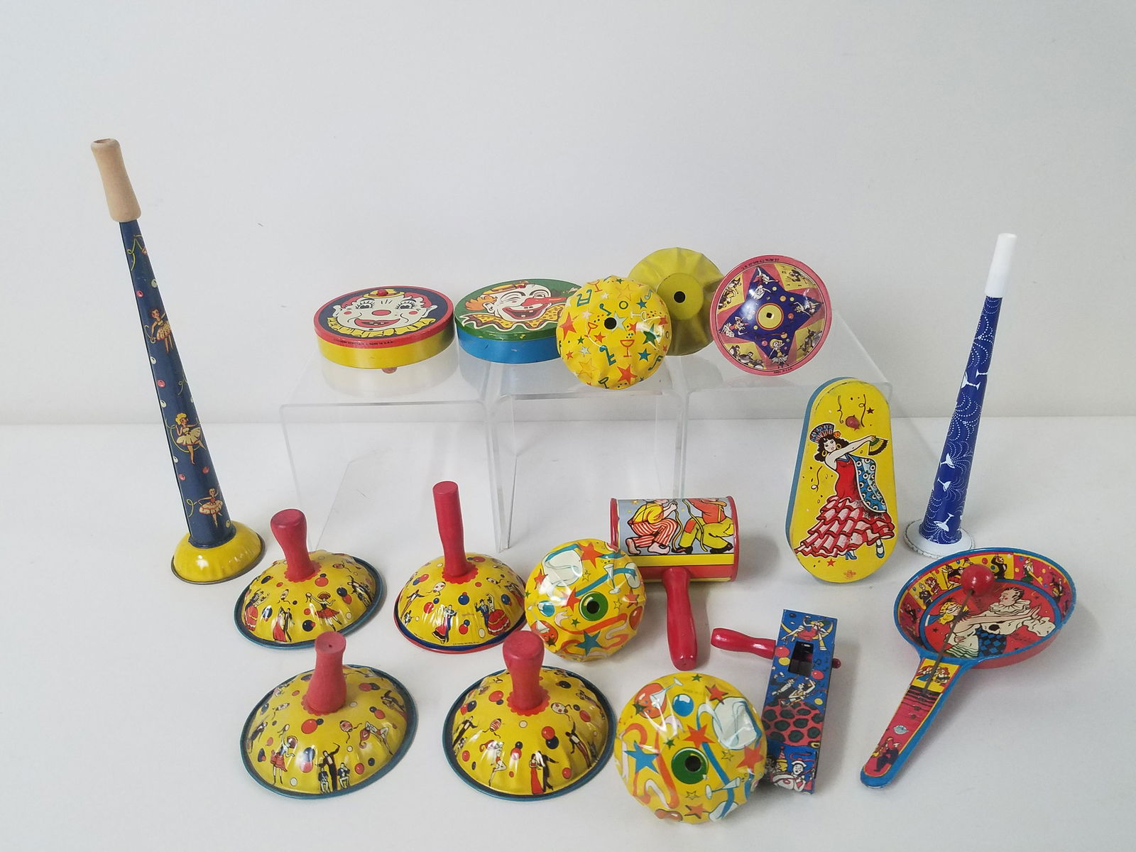 17 Vintage Noise Makers