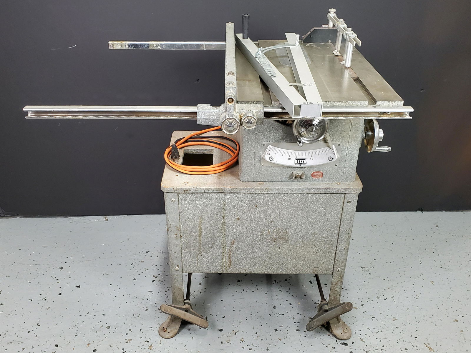 Delta Rockwell Table Saw