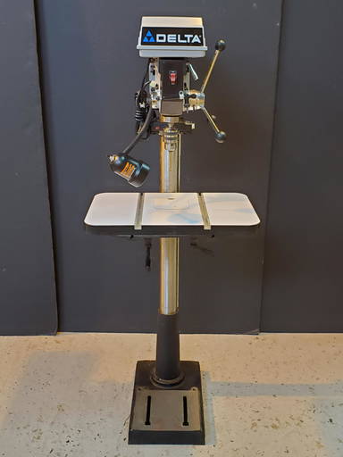 Delta 17 950l Drill Press With Work Light