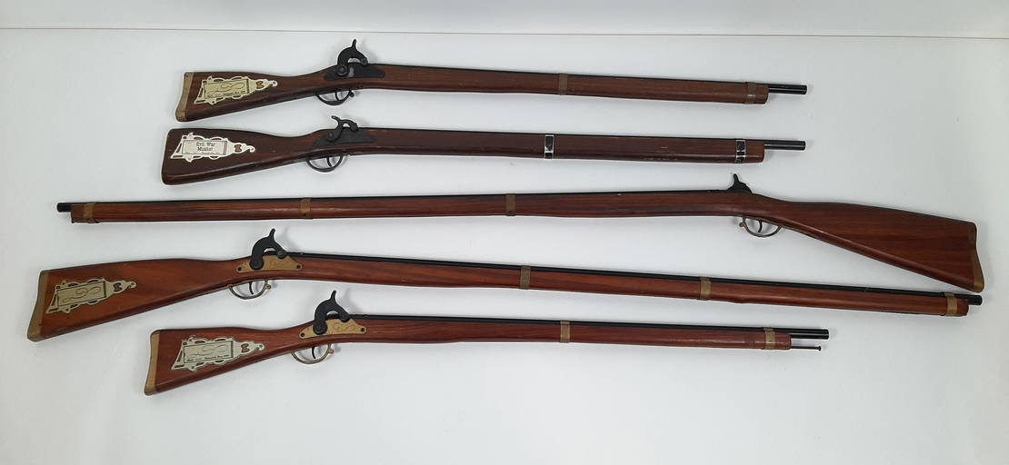 5 Parris Toy Muskets - Sep 18, 2021 | Cordier Auctions & Appraisals in PA