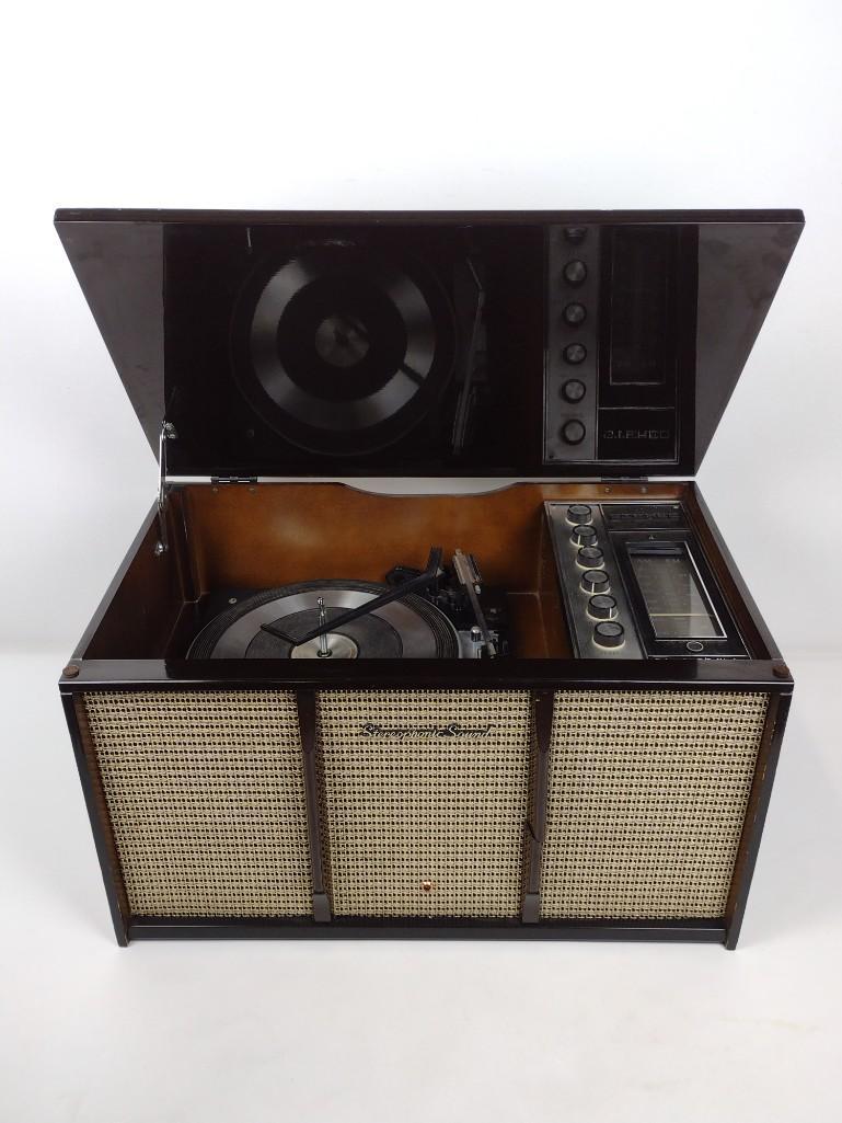 Delmonico Nivico Consolette Stereo Phonograph