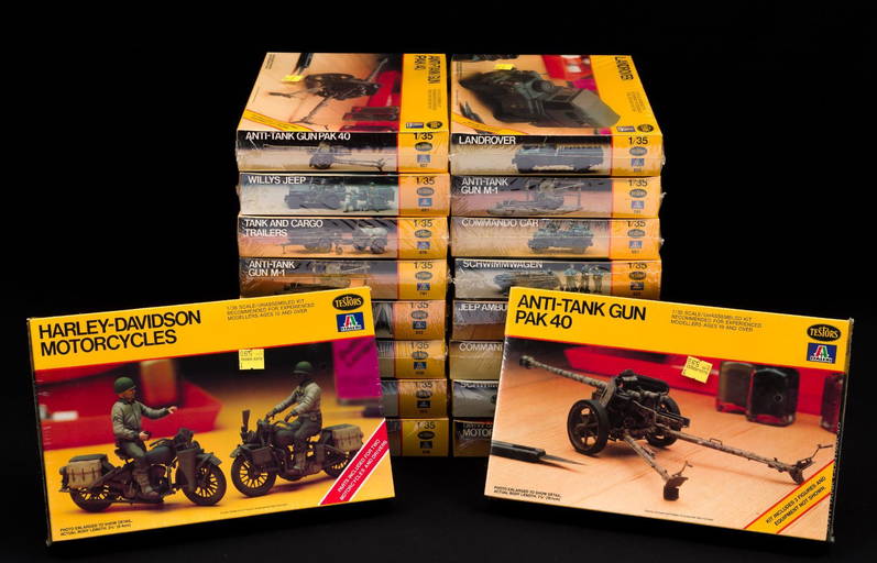 18 Testors Italeri 1/35 Military Models