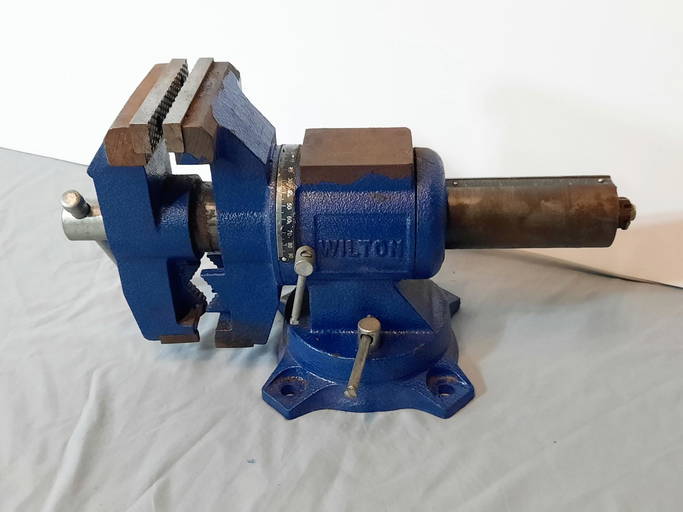 Wilton Bench Vise