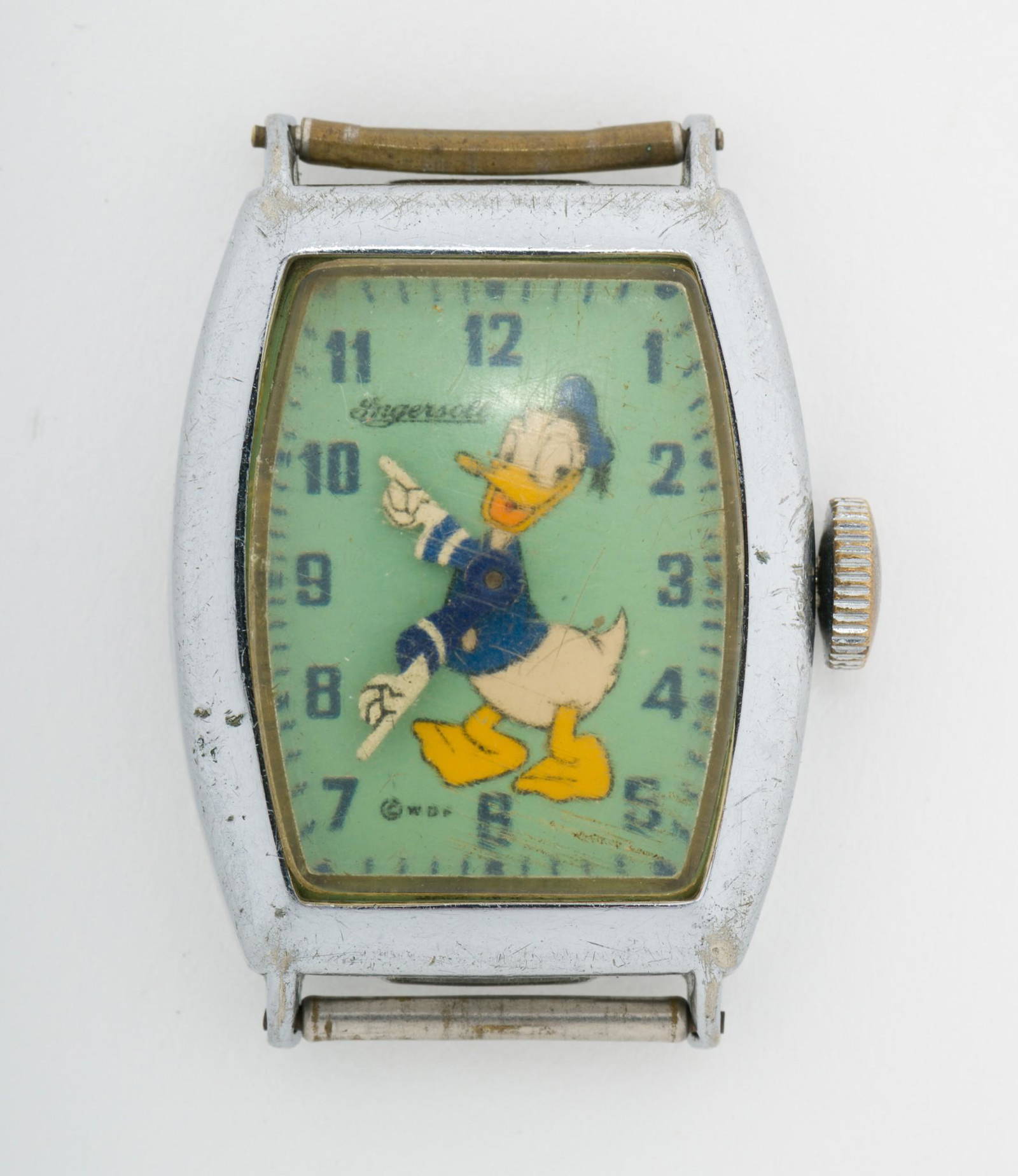 Vintage Ingersoll Donald Duck Wrist Watch - Dec 11, 2022 | Cordier ...