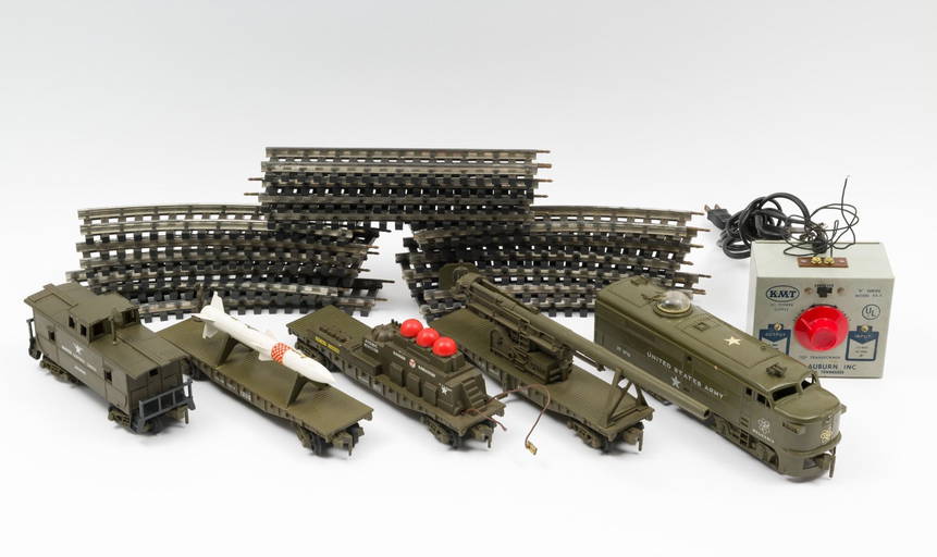 5 Pcs Sylvania United States Army Train With Transformer