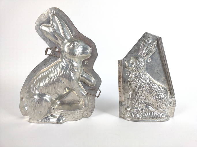 2 Vintage Large Rabbits Chocolate Molds