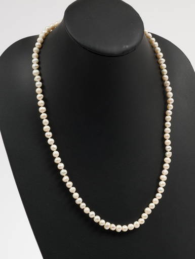 Stauer Mitsuko Cultured Pearl Necklace And Bracelet In Case