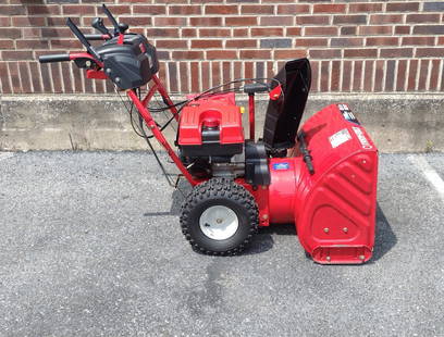 Snowflite 8/26 Snow Blower