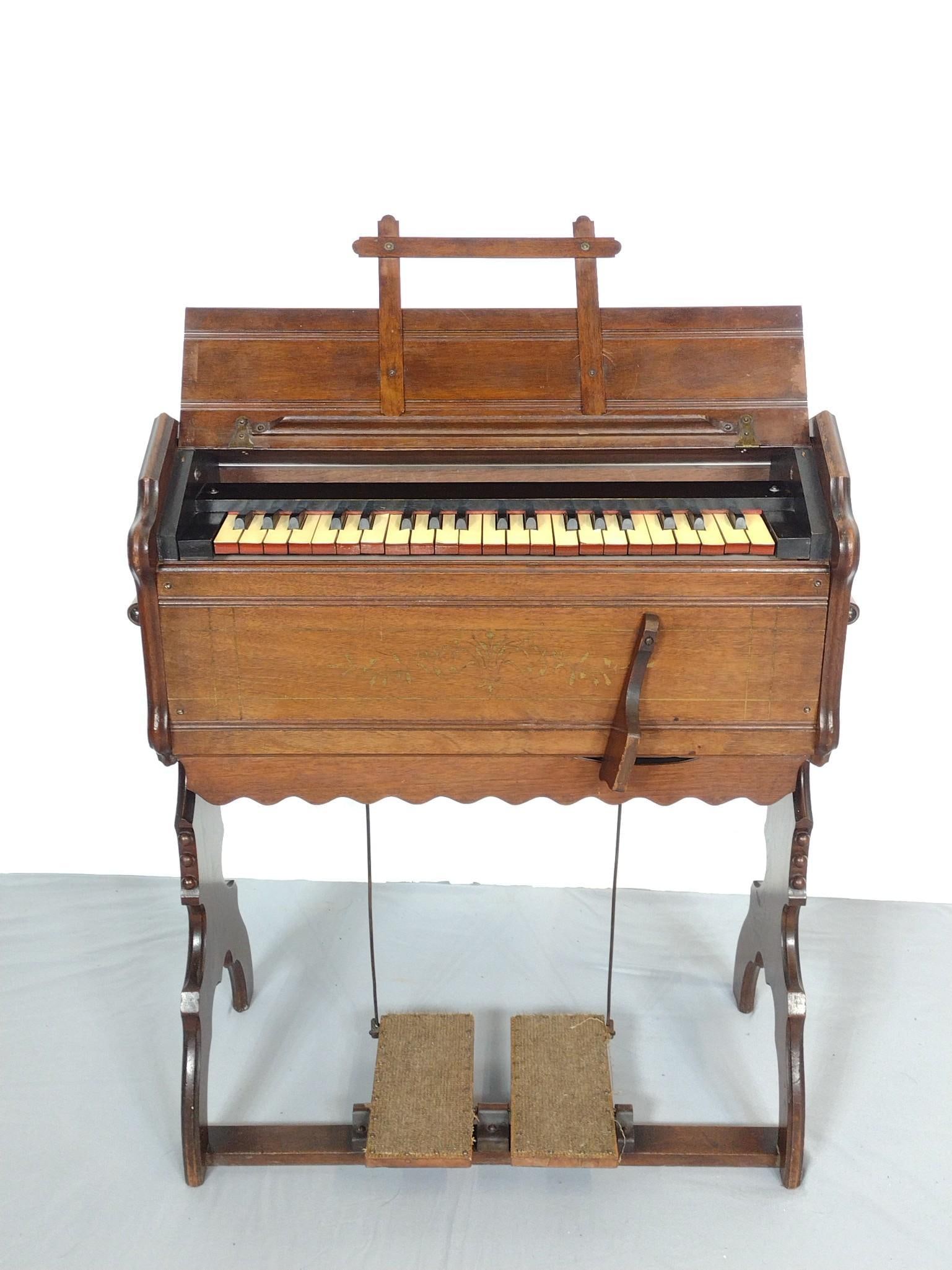 Mason & Hamlin Baby Reed Organ With Inlay Auction