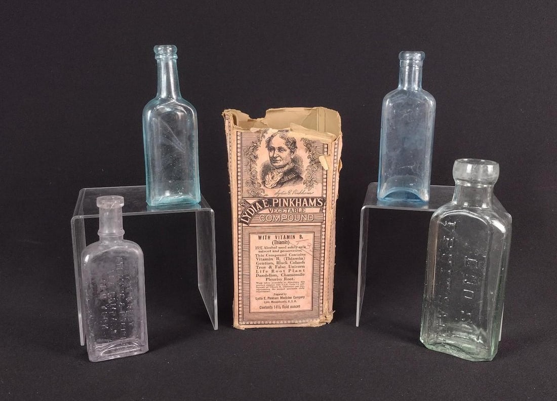 5 Pcs Advertising Incl Lydia Pinkham's Vegetable Compound