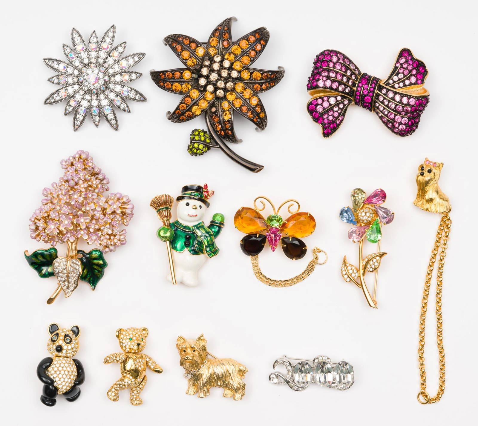 12 Joan Rivers Pins Auction