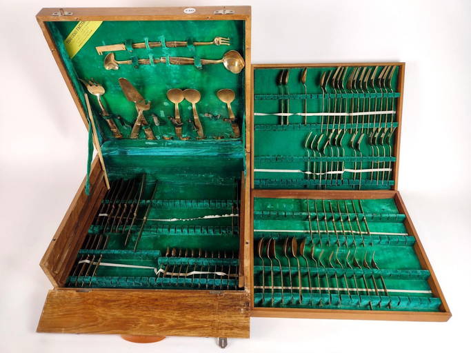 85 Pcs Thai Gems Factory Brass Flatware