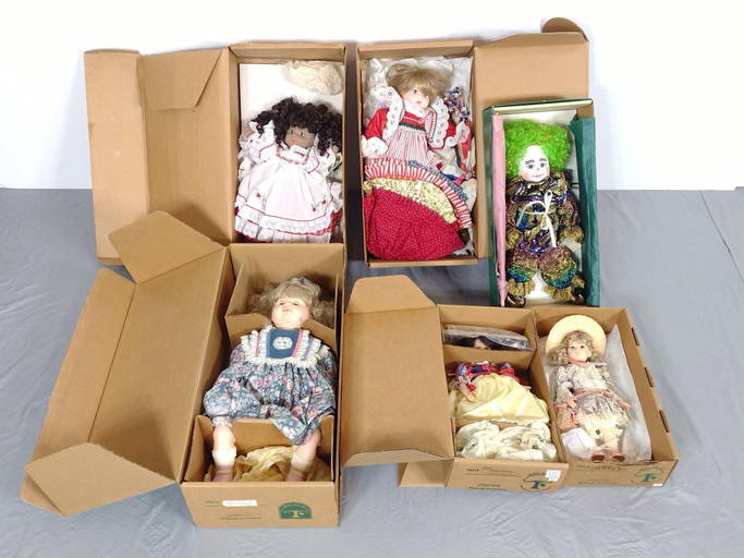 6 Robin Woods Dolls