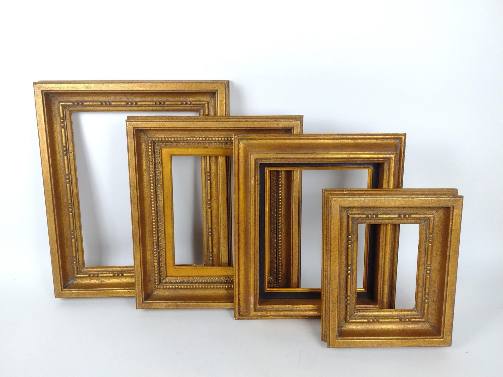 4 Fine Art Frames Auction