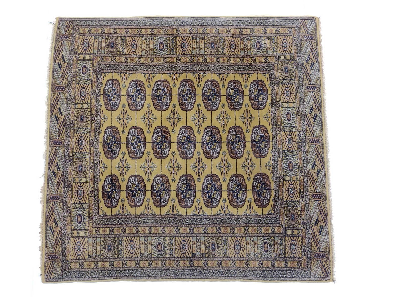 Royal Bokhara Wool Area Rug Auction