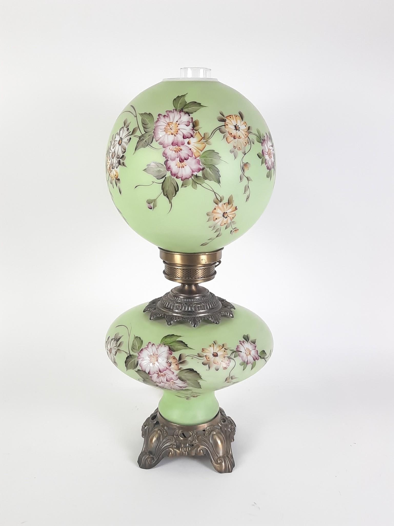 Green Hand Painted Gone With The Wind Lamp Auction