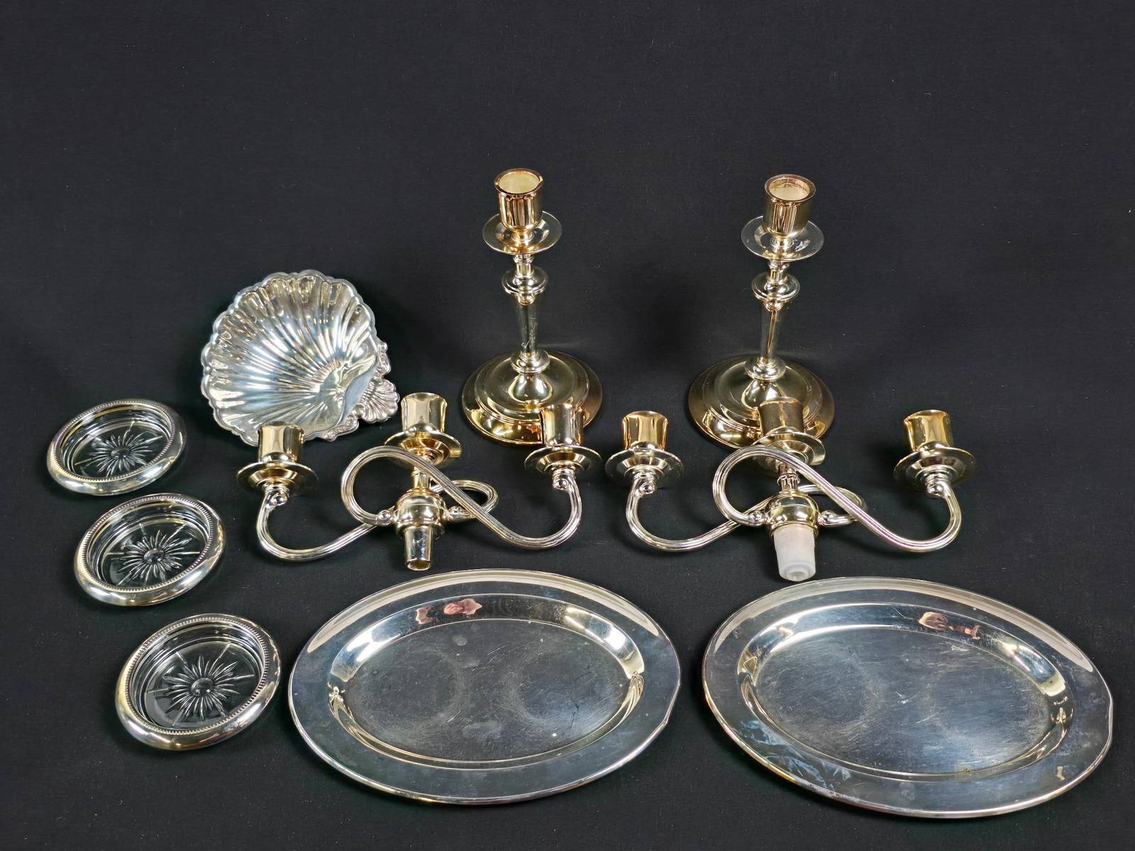 8 Pcs Silverplate Incl. Oneida Auction