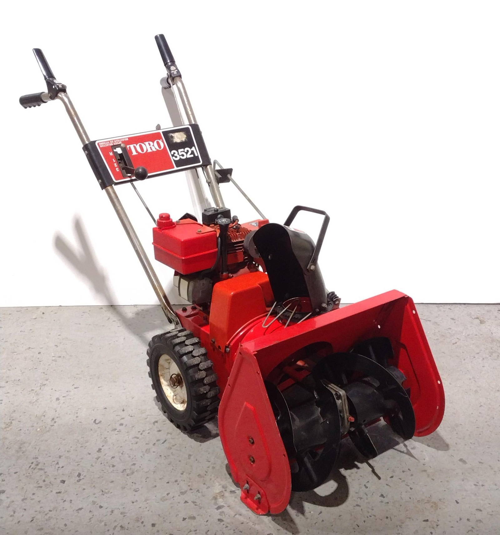 Toro 3521 Snow Blower Auction