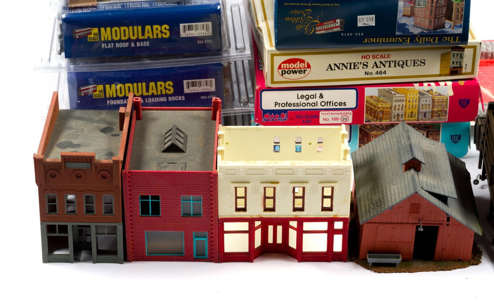 Ho Scale Model Railroading Buildings & Scenery Auction