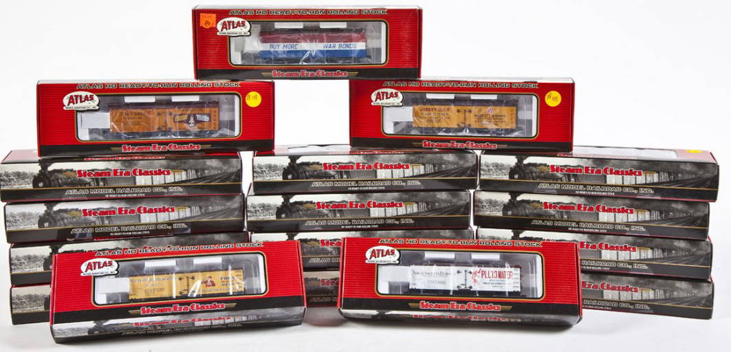17 Atlas Rolling Stock Cars